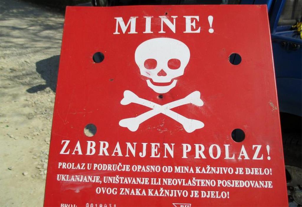 Načelnik ZŠ OS BiH čestitao deminerskom bataljonu OS BiH Međunarodni ...